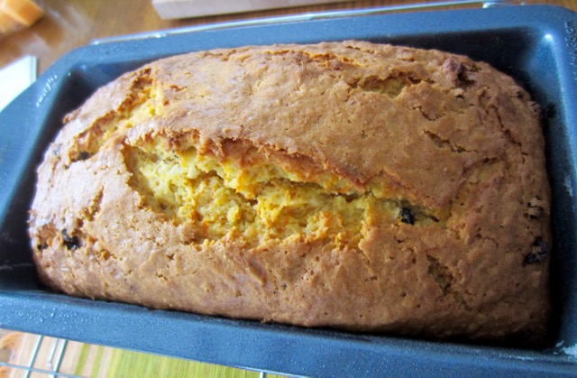 Carrot Coconut and Currant Bread – My Favourite Pastime