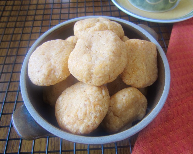 Cheddar Cheese Cookies – My Favourite Pastime